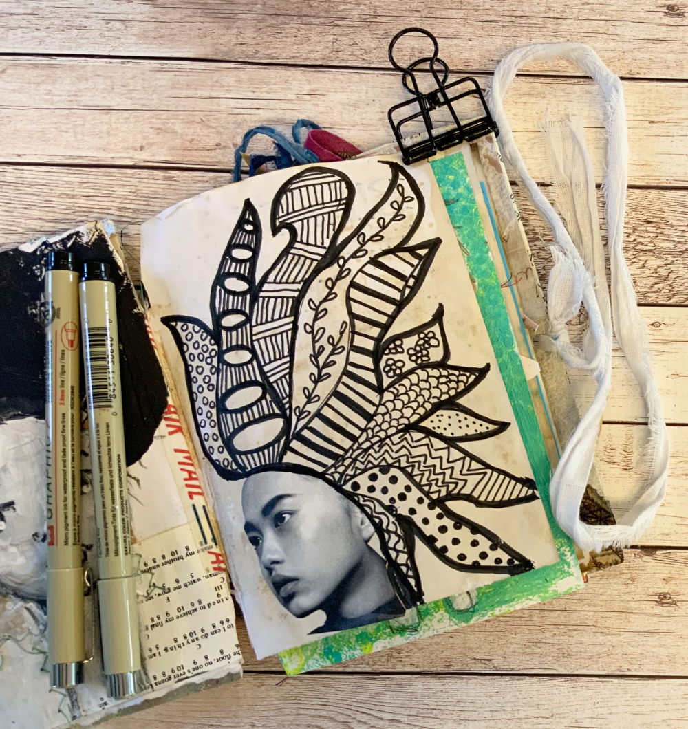 Doodeling in my Mini Journal - BeaGrob